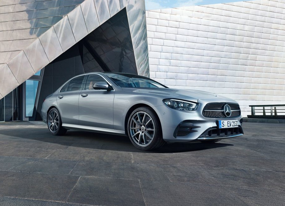 Mercedes Classe E, ultimo video spia della nuova generazione prima del ...